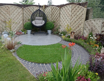 Awkward shaped garden design ideas | Rated People