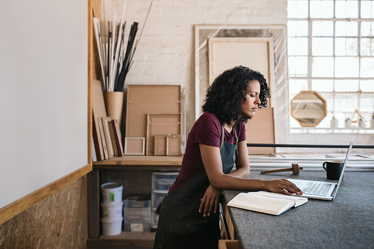 Small business admin: Important admin deadlines | Rated People